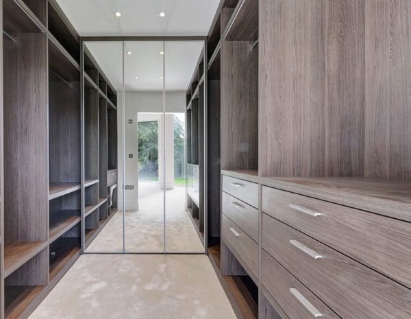 Walk In Wardrobes Melbourne - Basic, Designer & Luxury Robes