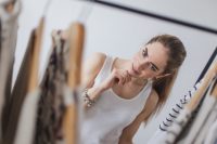 5 Reasons Why You Need a Walk In Wardrobe In Your Bedroom